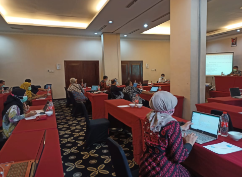 Workshop Penyusunan Buku Panduan Program Praktik Kependidikan Tahun 2021 | Unit Layanan Magang ...